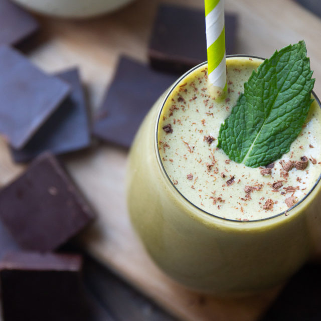 Peppermint Patty Smoothie - WickedStuffed: A Keto Recipe Blog